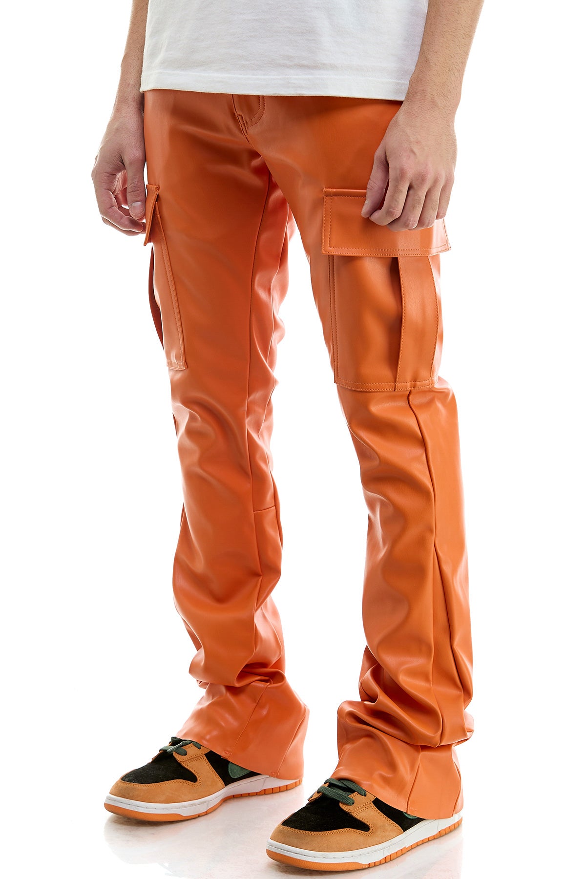 LEATHER FLARE PANTS – KDNK